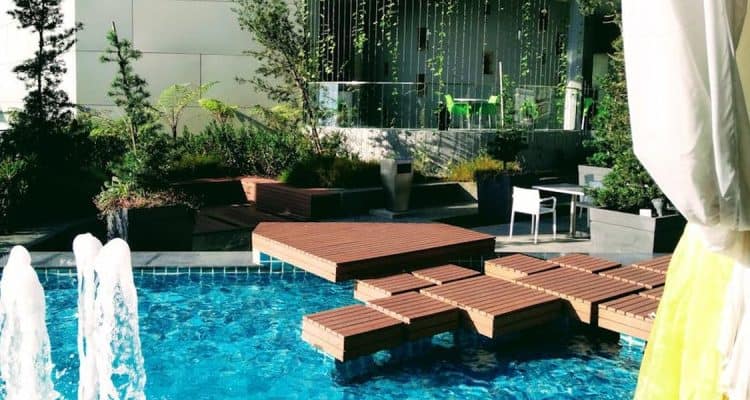 Urban Oasis: Designing the Perfect Chicago Rooftop Retreat